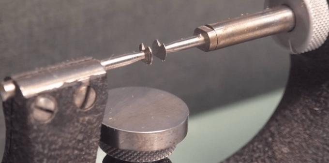 How to Repair the Measuring Surfaces of a Micrometer After Damage ...
